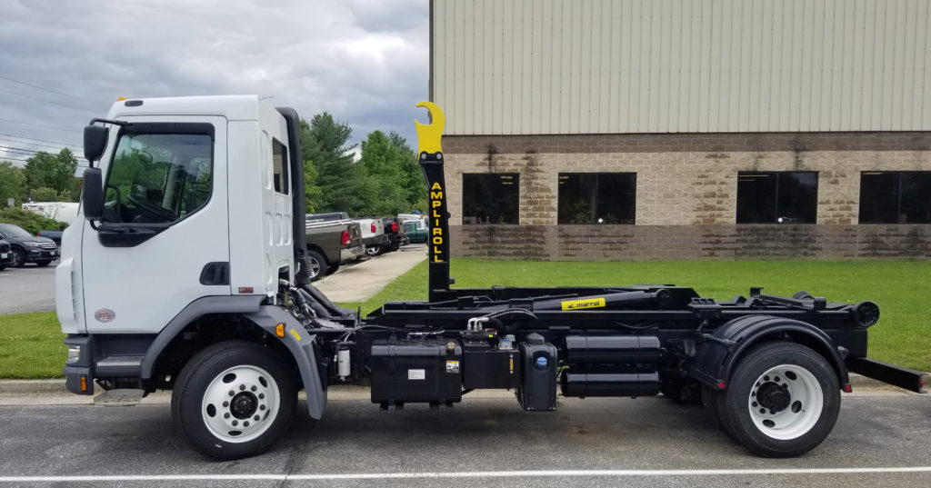 Maryland Industrial Trucks hooks up with Ampliroll - Ampliroll Hooklift ...